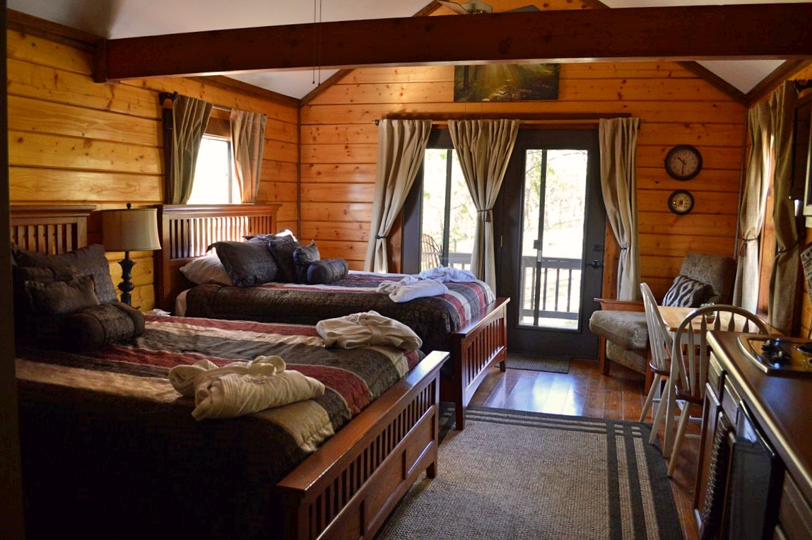 Standard Cabins - Morrell Ranch